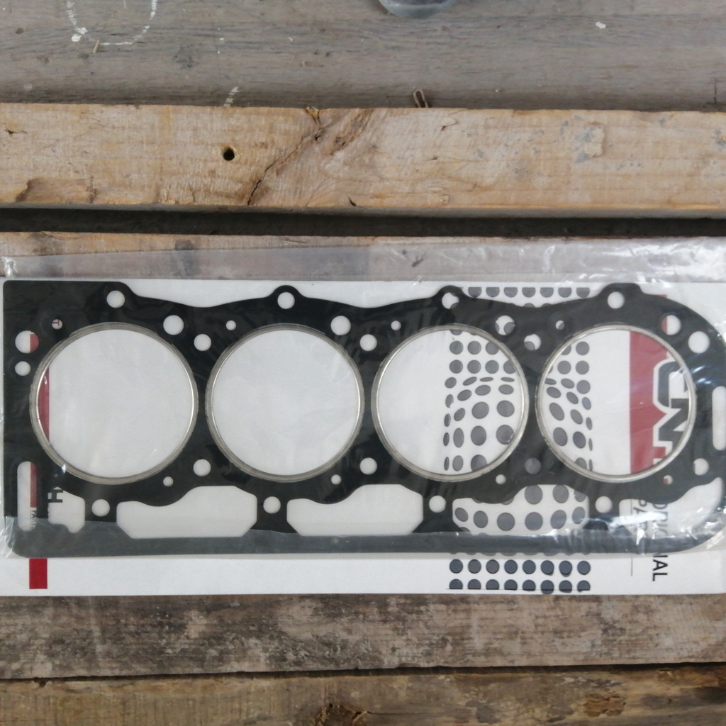 EMPAQUE DE CABEZA PARA NEW HOLLAND 555E 87800517 | pachara-refacciones.com